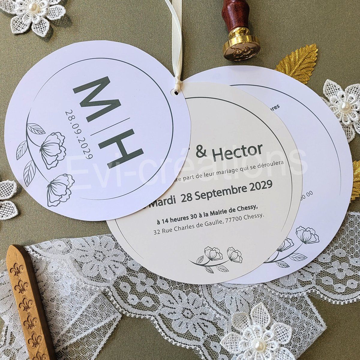 Faire-part rond 3 volets